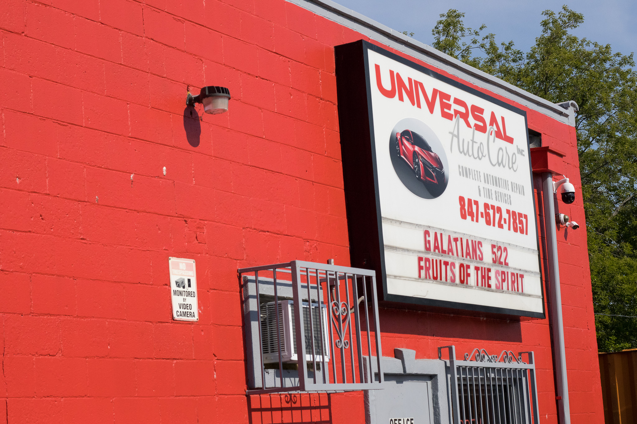 About Us - Universal Auto Care Inc
